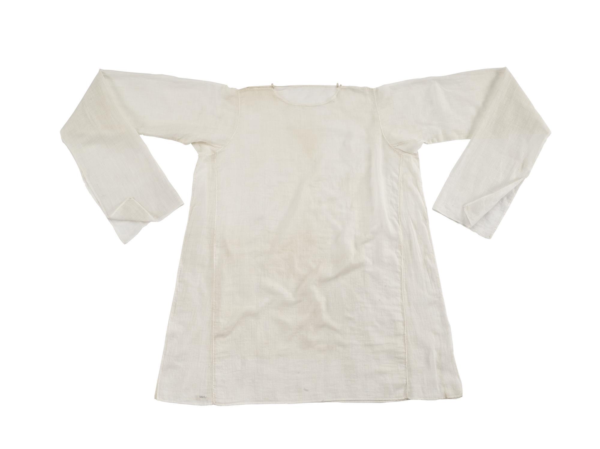 Traditional Chemise